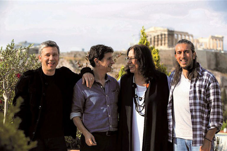 Maria Farantouri: Die größte Stimme Griechenlands wird siebzig